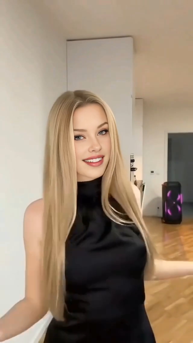 OliviaSton 🔗 OnlyLinks